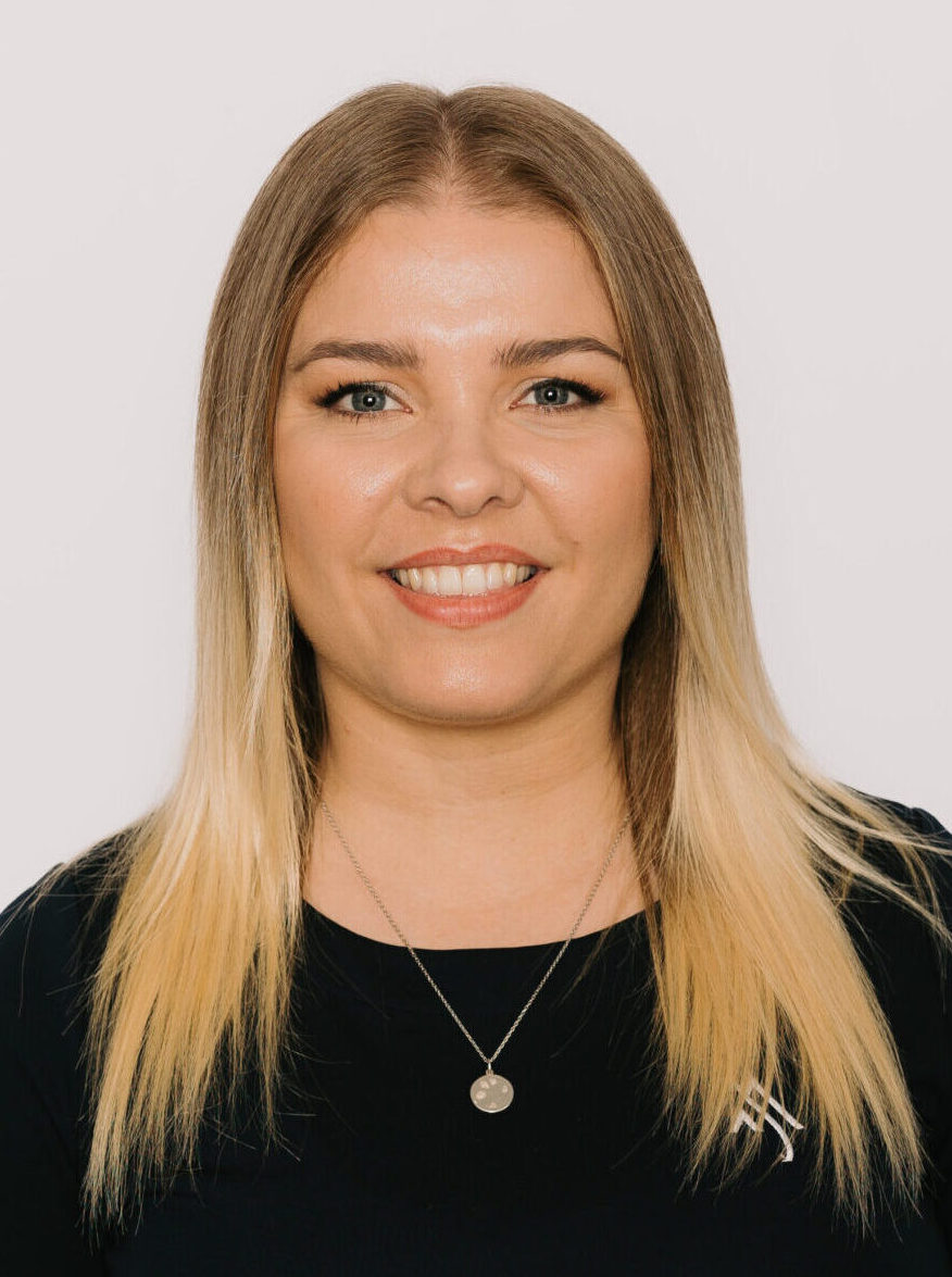 Emma Ellis | Snowscene