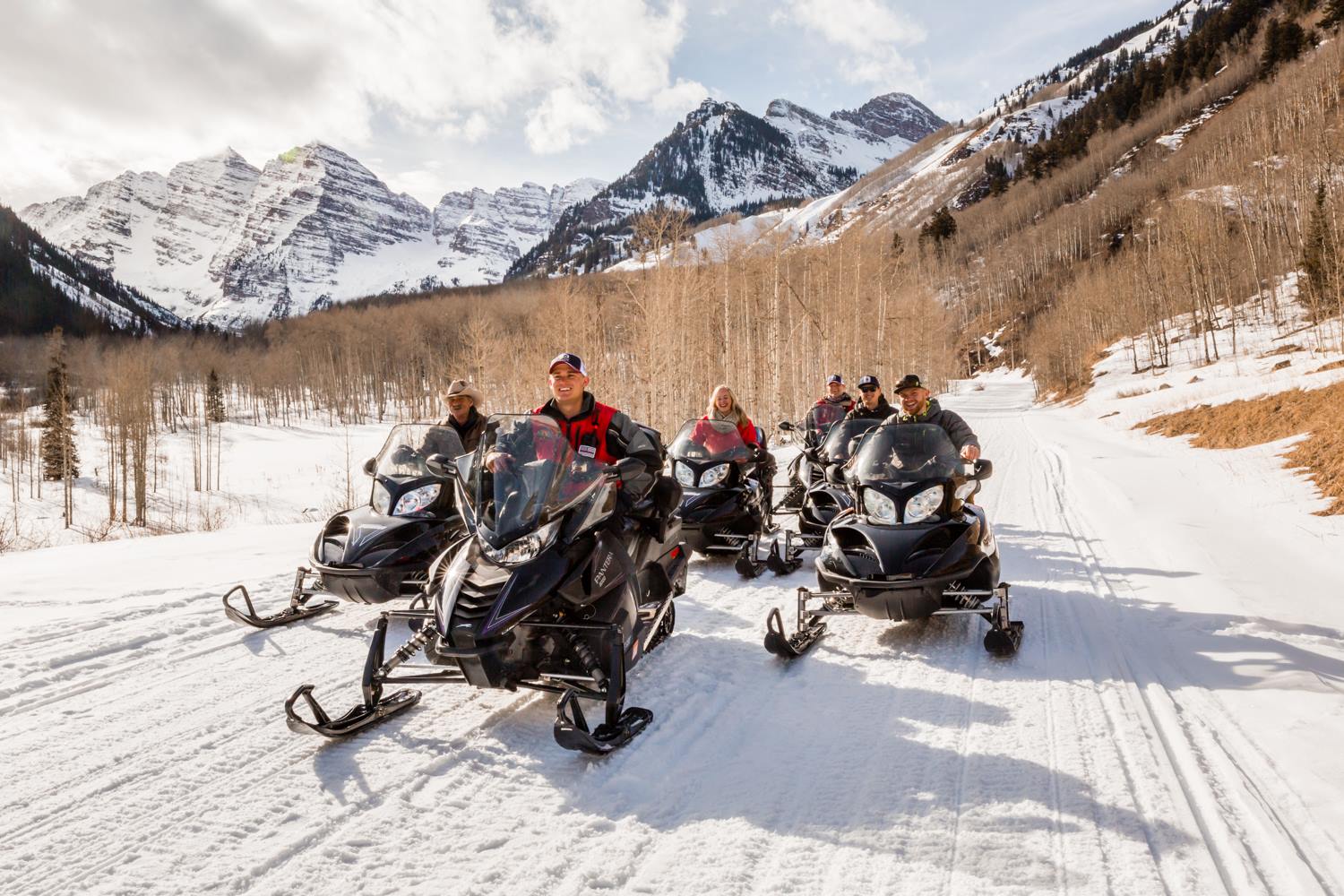 Snowmobile Tours | Snowscene